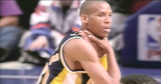 Spike Lee videobombs Reggie Miller