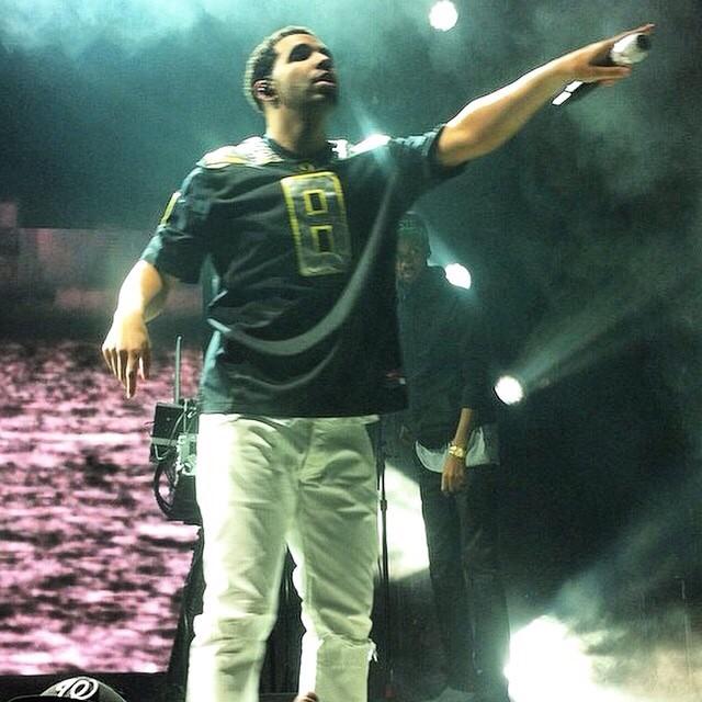 Drake Now An Oregon, Marcus Mariota Fan