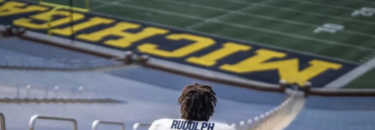 Five-Star DT Justin Scott Looked To Really Be Enjoying Michigan Trip