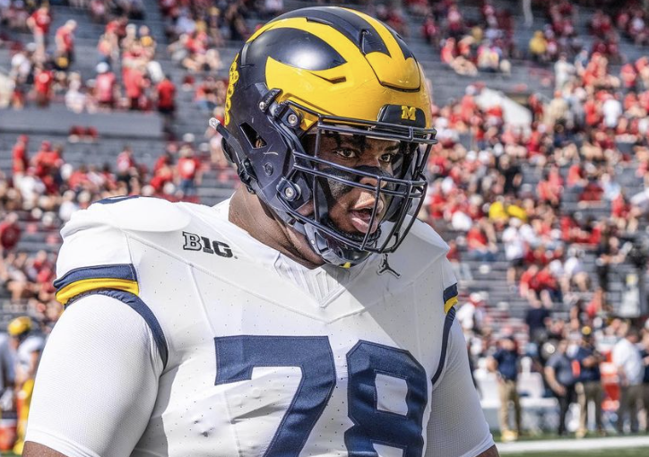 Michigan DT Kenneth Grant Has Epic Post After 1st Career Interception