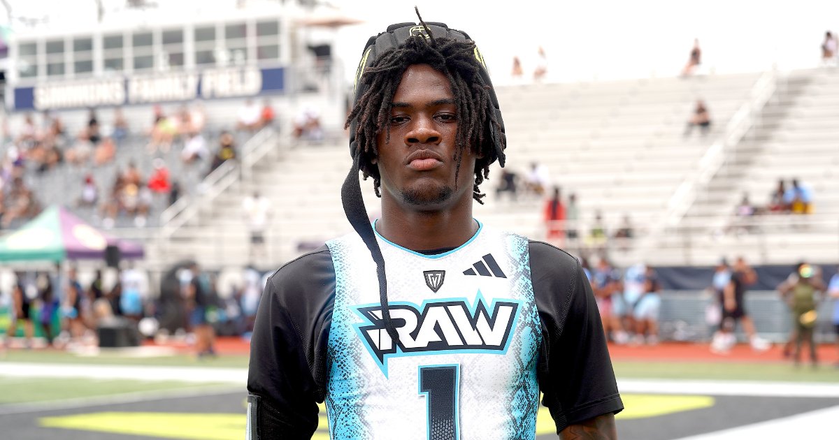 Here's When Five-Star WR Calvin Russell Is Set To Make College Commitment
